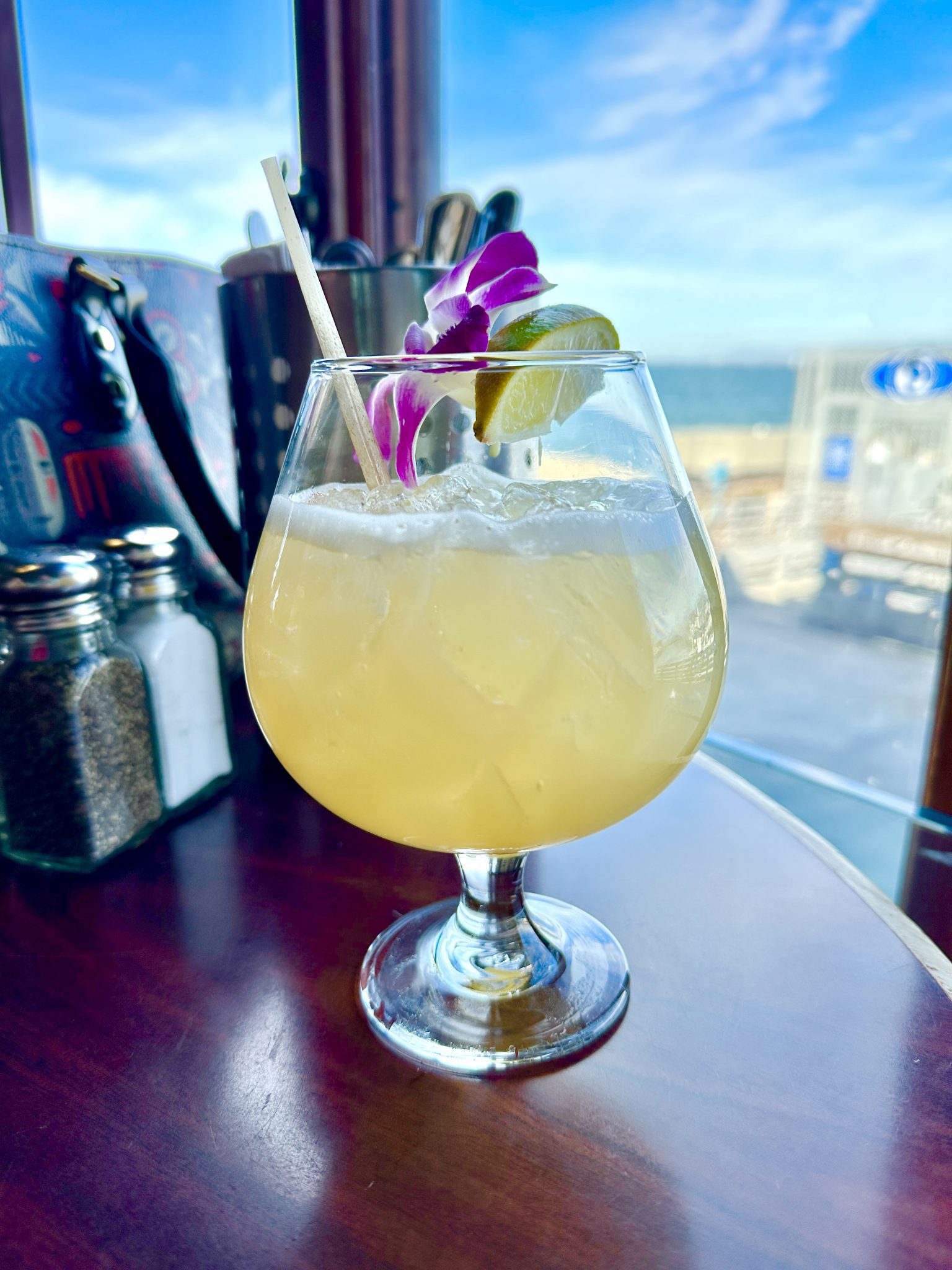 Luau Lounge, the Hidden Waterfront Tiki Bar in San Francisco – The ...